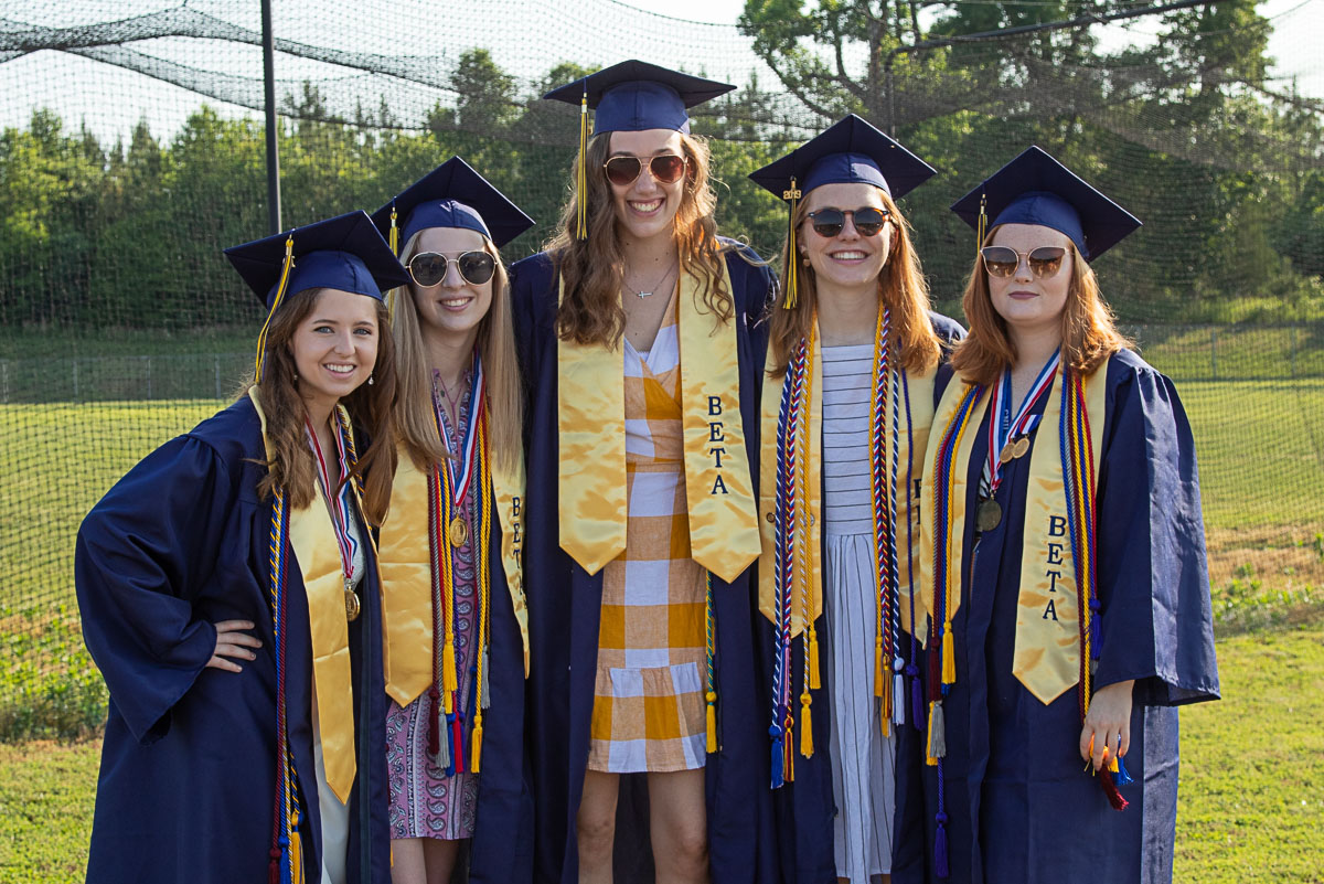 Class of 2019 graduates – Fluvanna Review