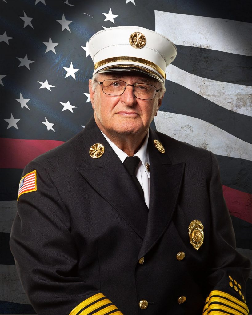 Mike Brent lauded for 32 years as fire chief – Fluvanna Review